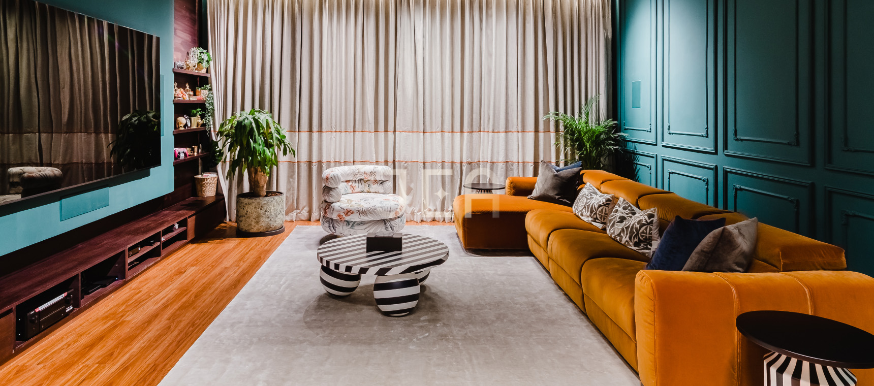 JEA By Essajees Atelier