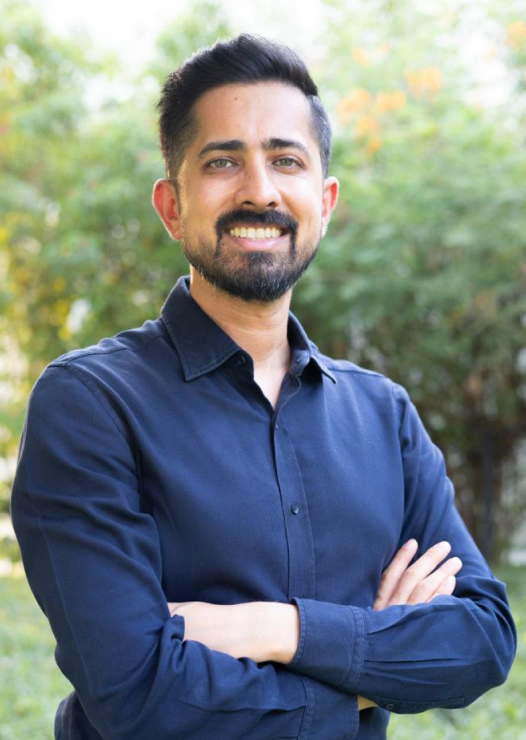 JEA By Essajees Atelier